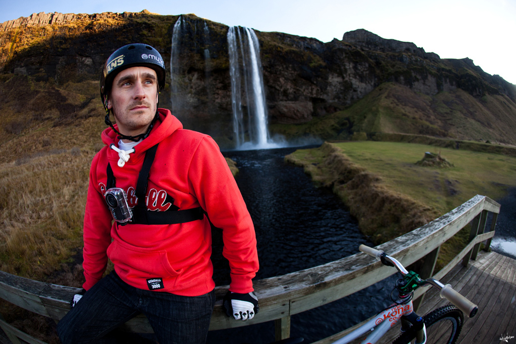 Iceland With Sam Pilgrim And Grant Fielder - Pinkbike