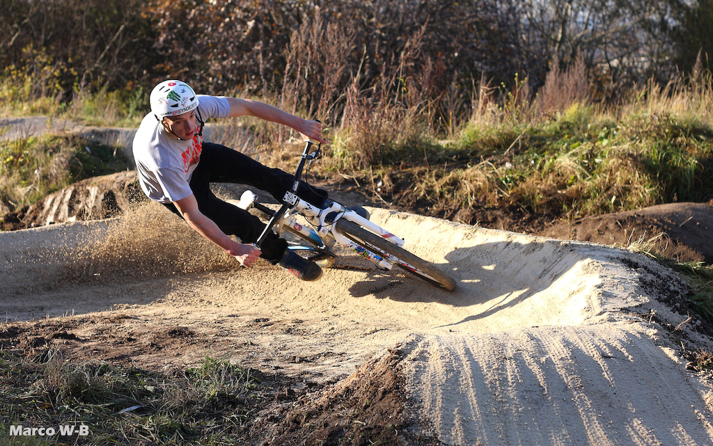 How to build a berm with a kick at the exit of it? - Pinkbike Forum