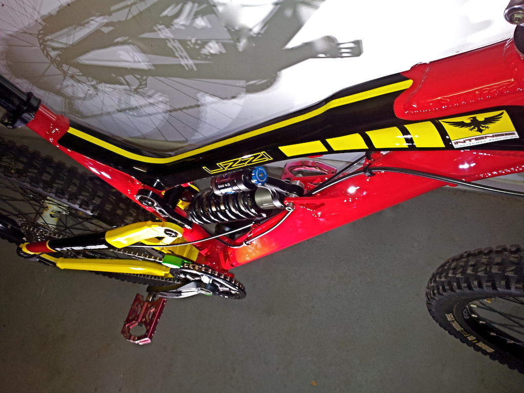 post your intense uzzi vpx - Page 9 - Pinkbike Forum