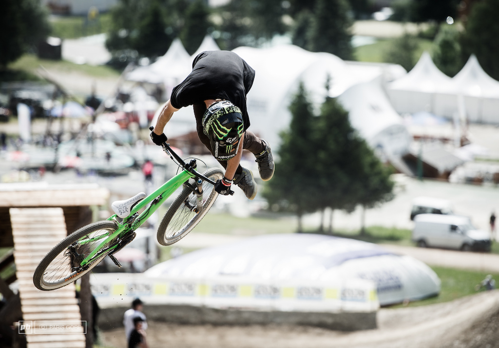 Crankworx Les Deux Alpes IXS Slopestyle Finals - Pinkbike