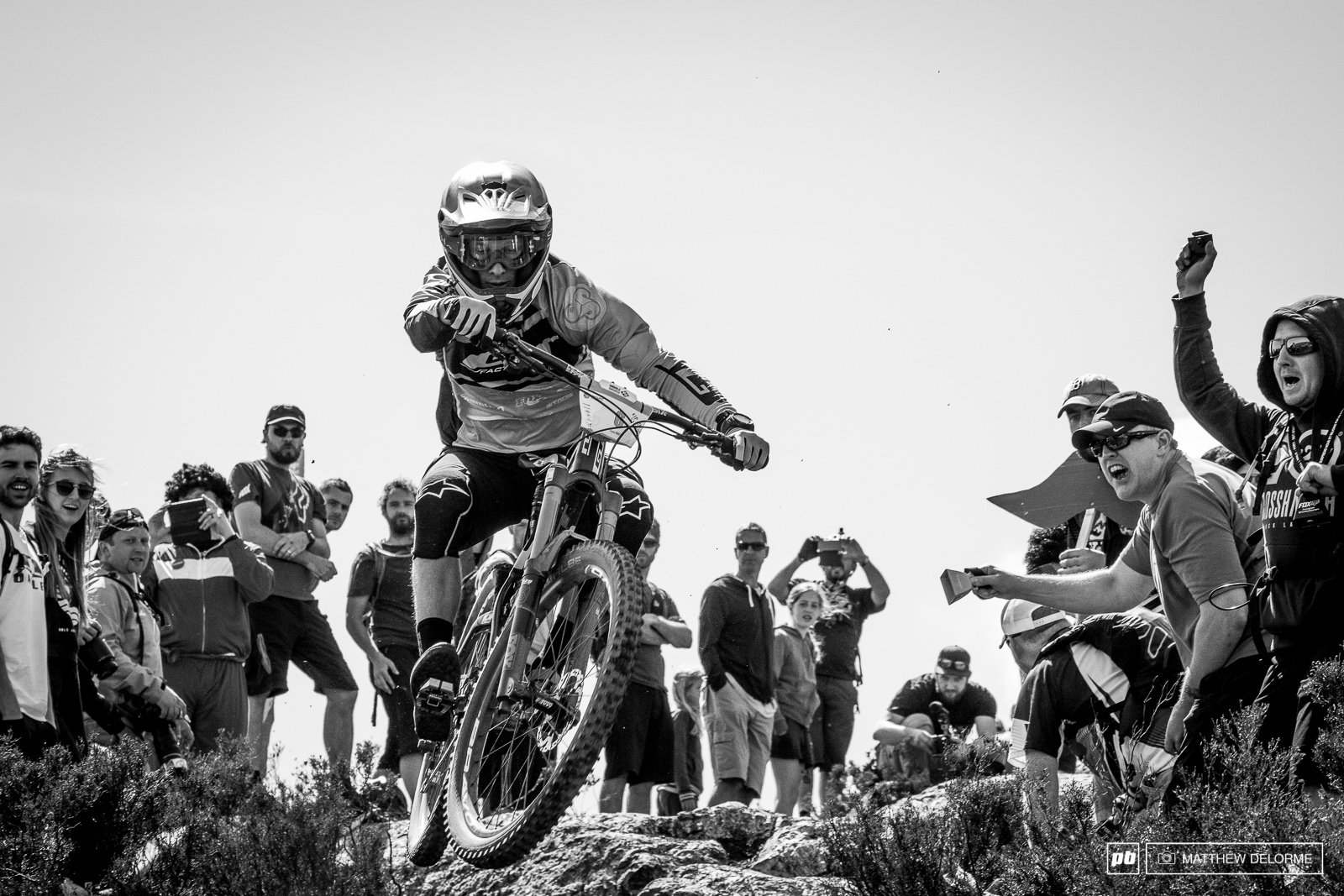 Luck of the Irish: Race Day - EWS Round 3, Ireland - Pinkbike