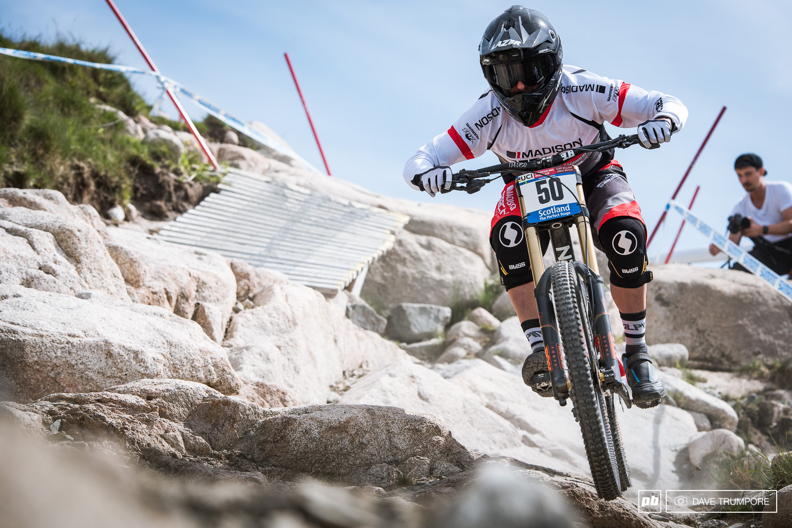 Dusty Old Bones: Qualifying - Fort William DH World Cup 2016 - Pinkbike