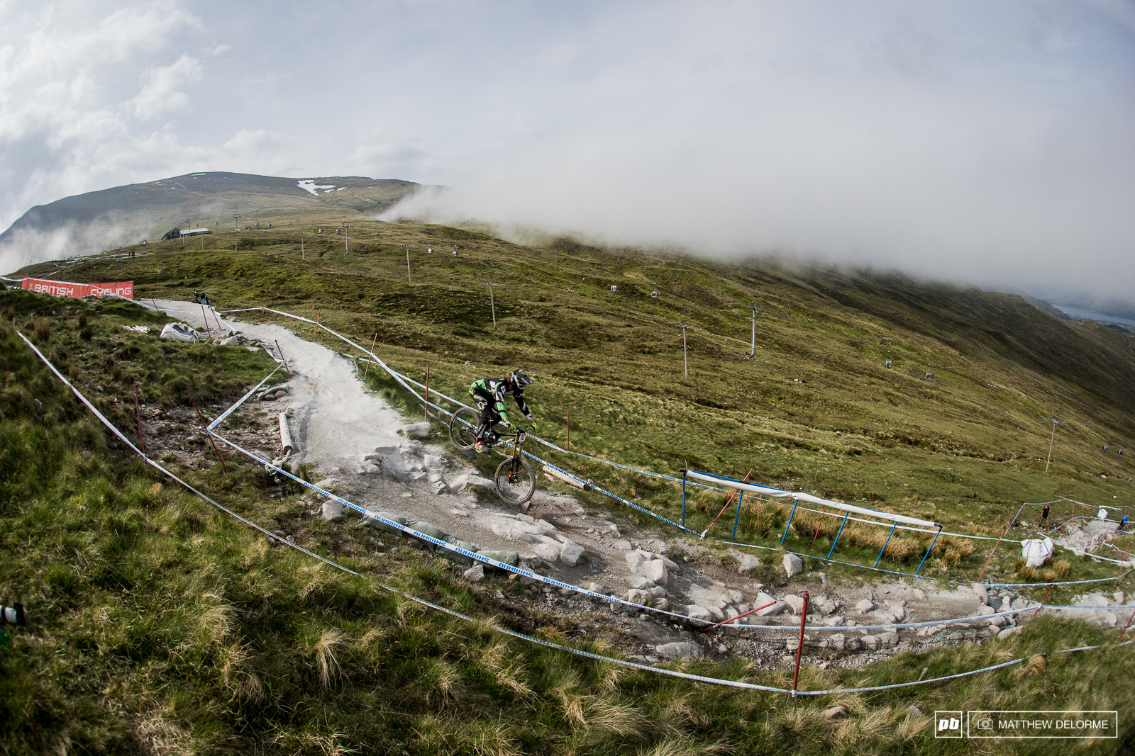 Dusty Old Bones: Qualifying - Fort William DH World Cup 2016 - Pinkbike