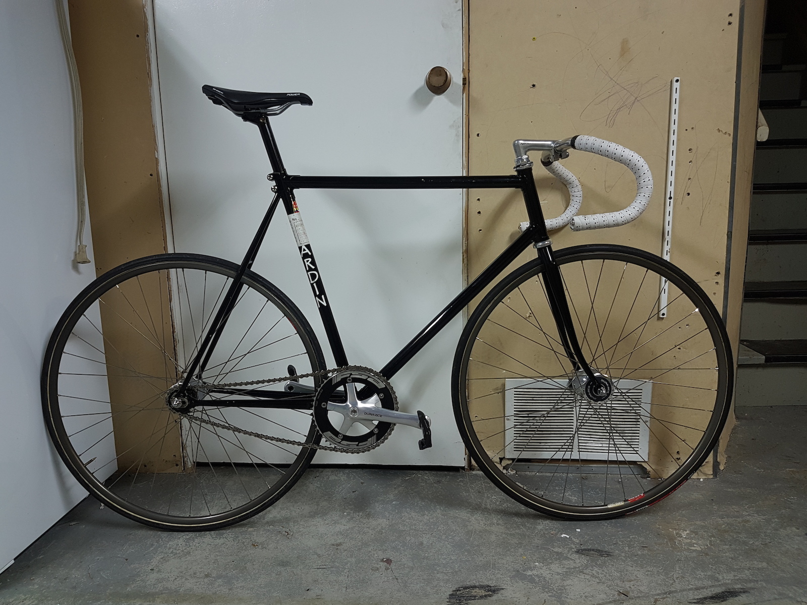 My Gardin in it's some what finished state. : r/FixedGearBicycle