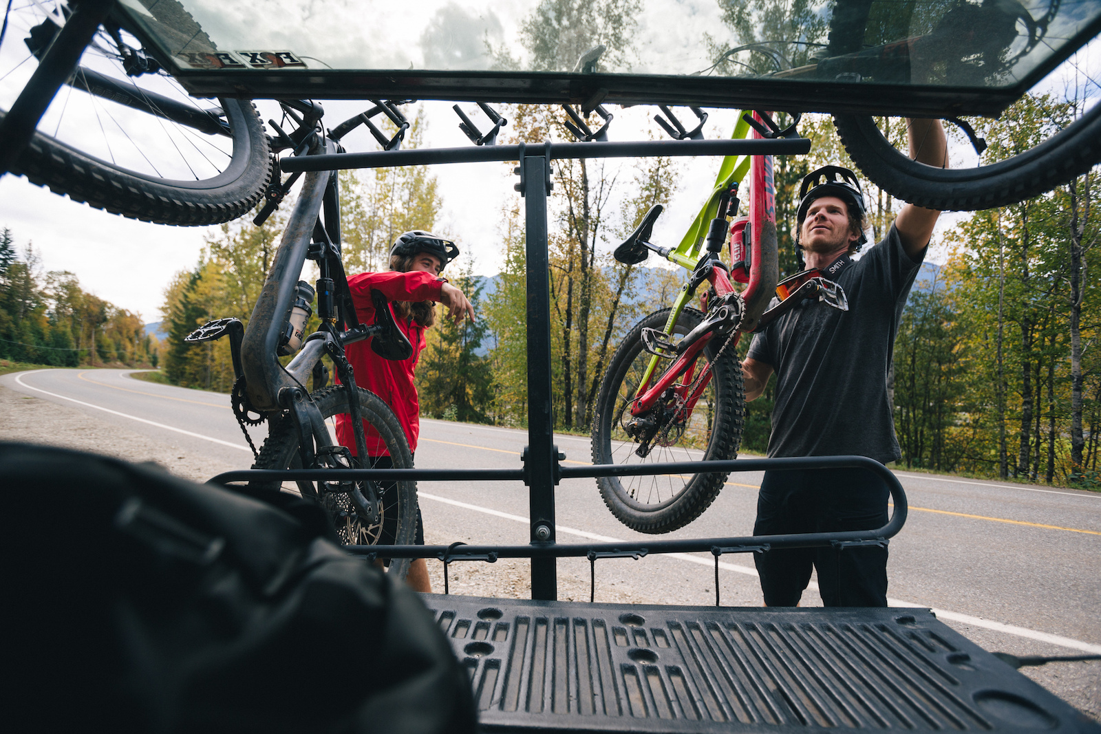 Trail Hunter: Weekend State of Mind - Pinkbike