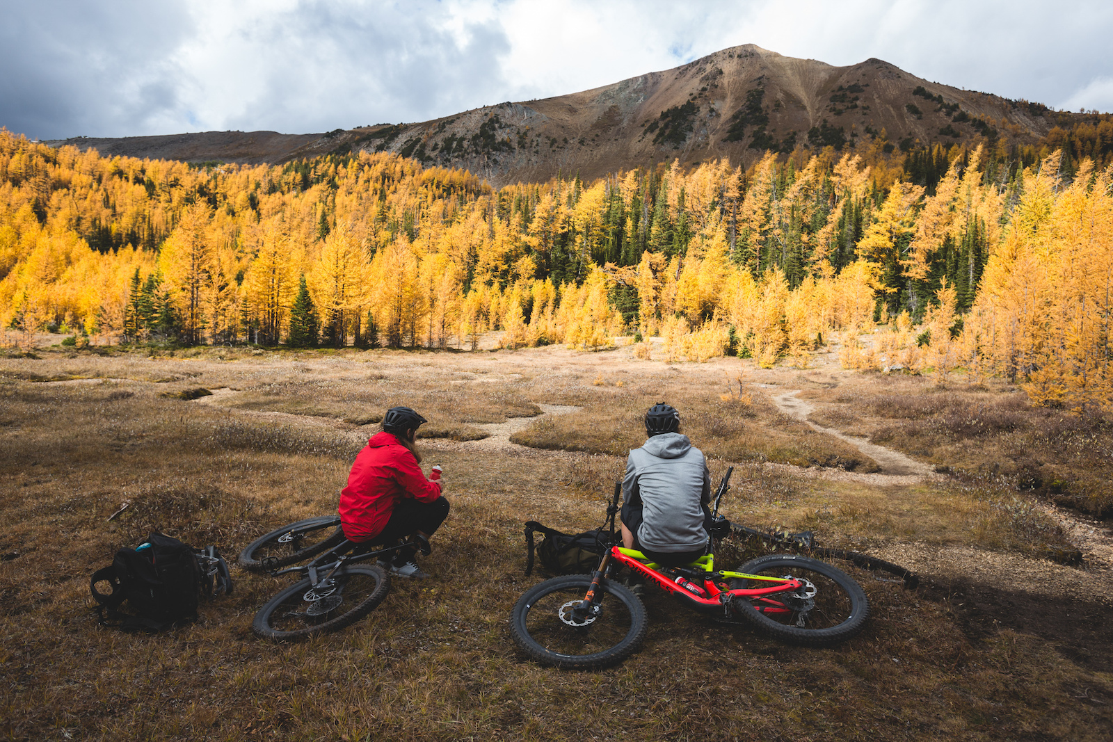 Trail Hunter: Weekend State of Mind - Pinkbike