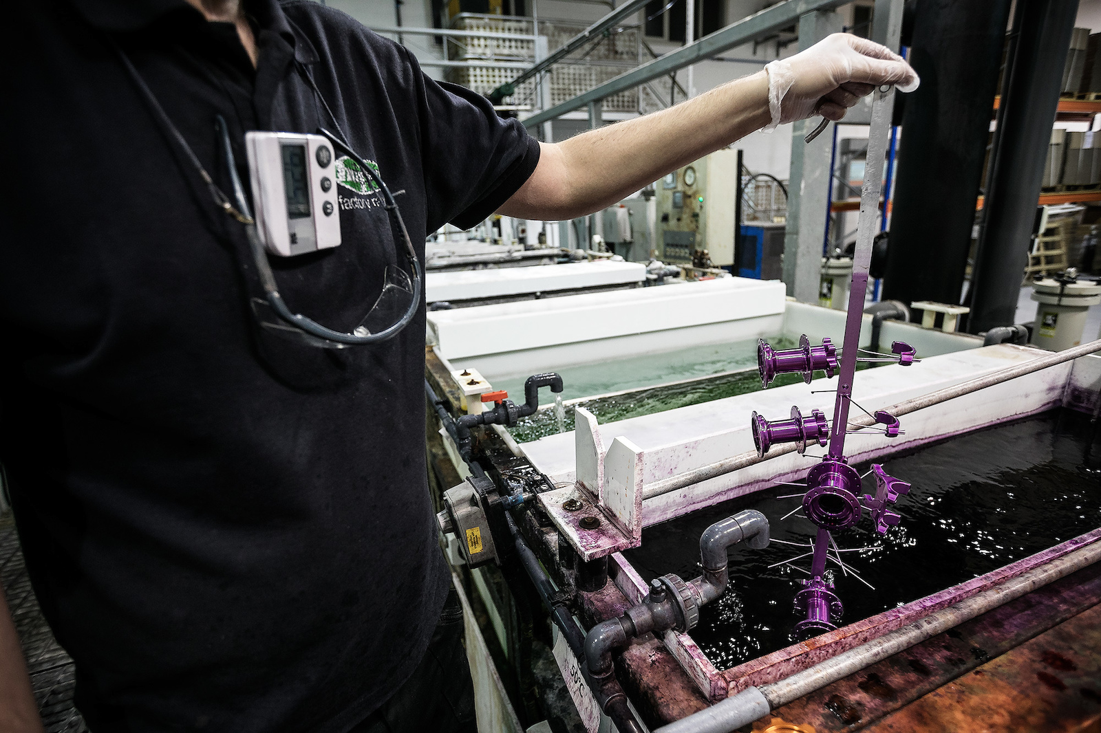 Inside Hope Technology: Following The Manufacturing Process - Pinkbike