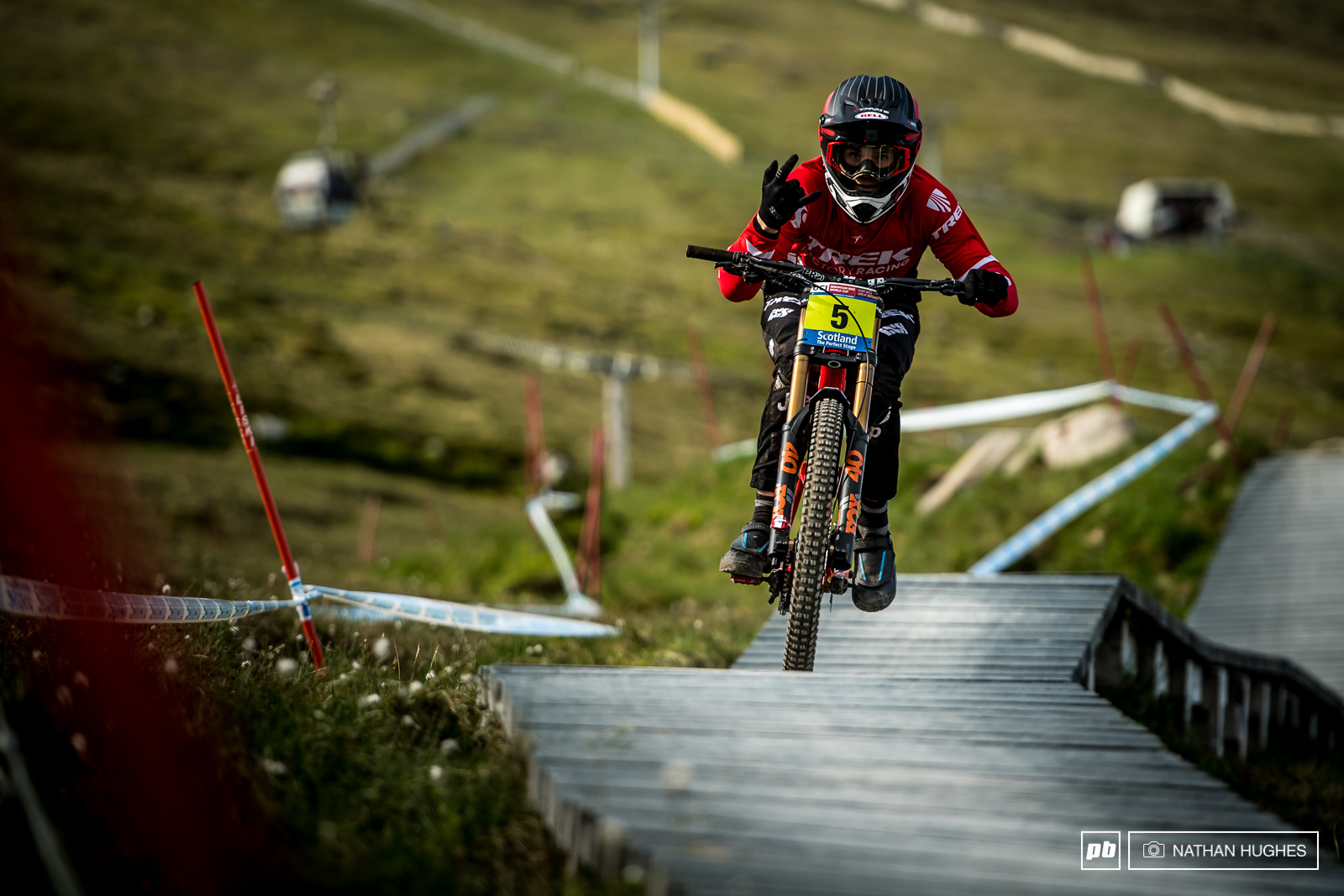 The Classic: Qualifying - Fort William DH World Cup 2017 - Pinkbike