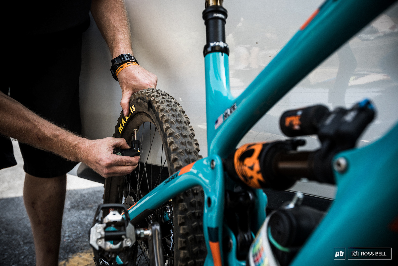 A Day in the Life of Yeti EWS Mechanic Shaun Hughes - Pinkbike