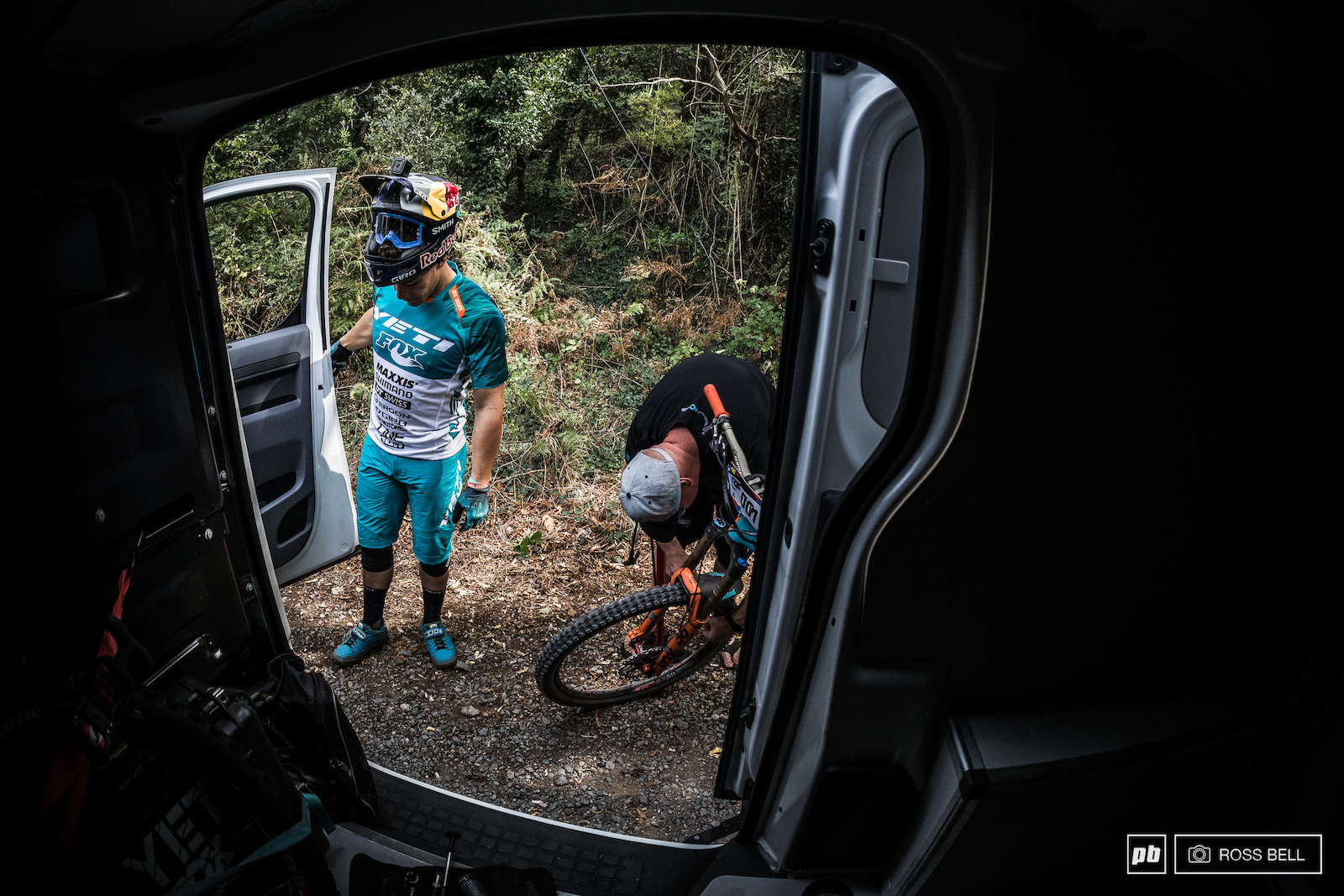 A Day in the Life of Yeti EWS Mechanic Shaun Hughes - Pinkbike