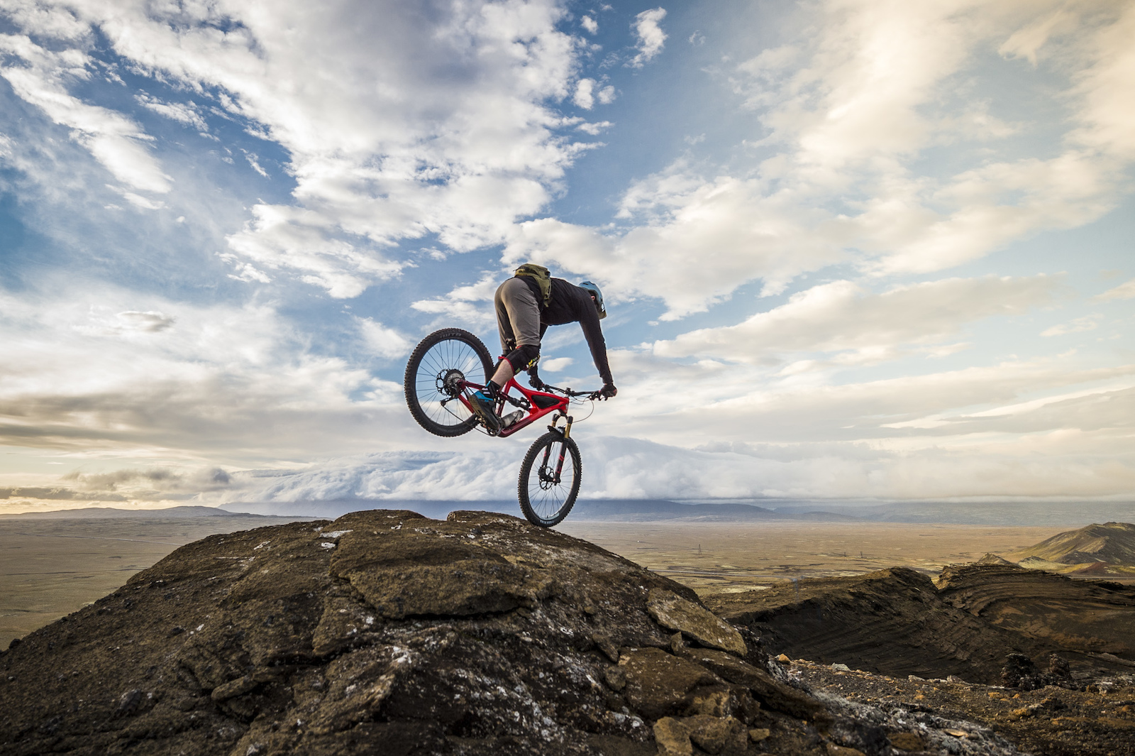 Riding Iceland with Jeff Kendall-Weed - Video - Pinkbike
