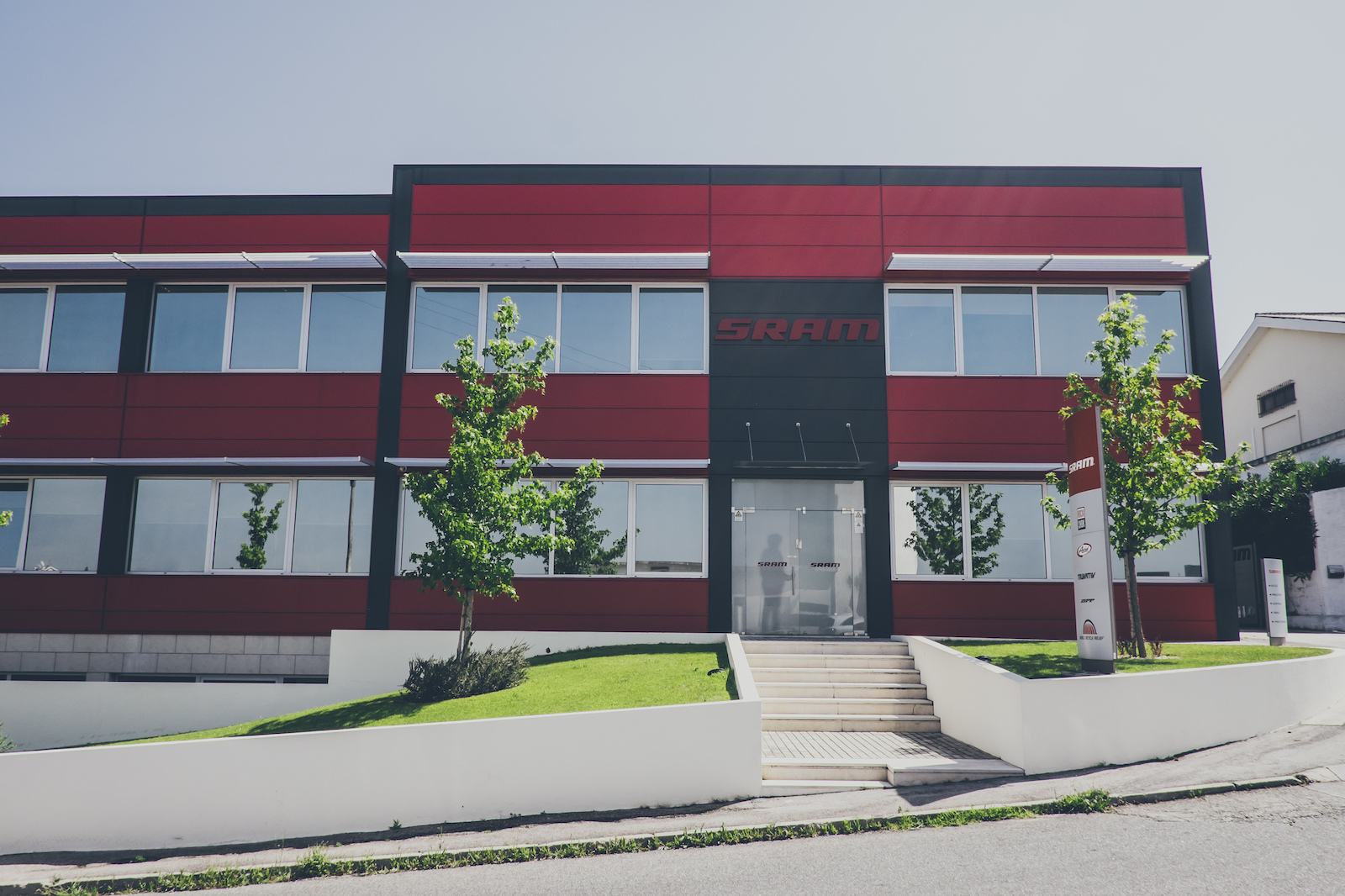 Connection: SRAM's Portuguese Chain Manufacturing Facility - Pinkbike