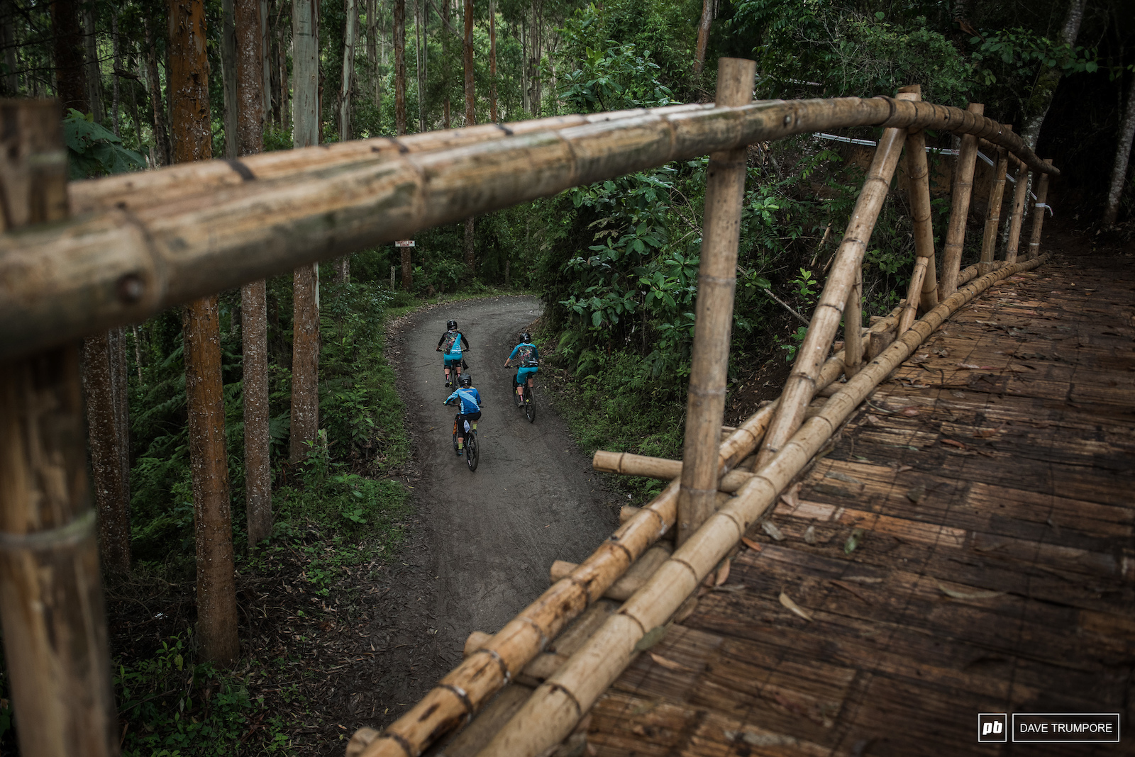 Photos from a Mucky Day of Practice at EWS Colombia - Pinkbike