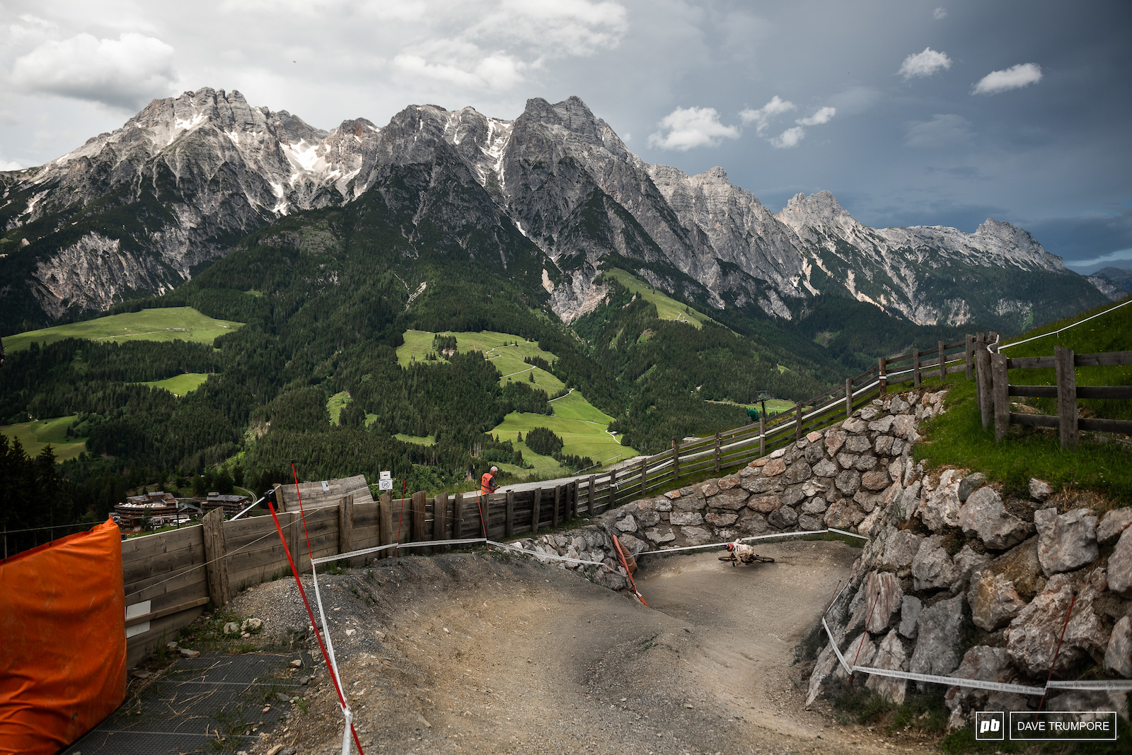 Practice Photo Report: Following The Herd - Leogang DH World Cup 2018 ...