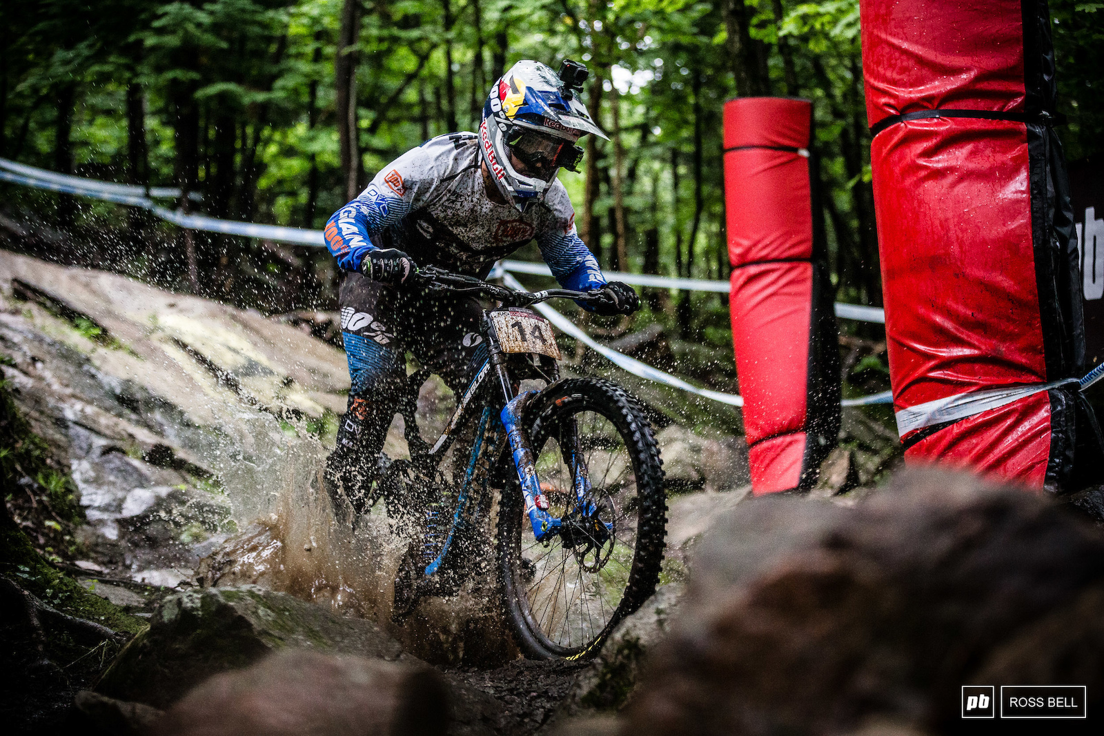 Practice Photo Report: Mont-Sainte-Anne DH World Cup 2018 - Pinkbike