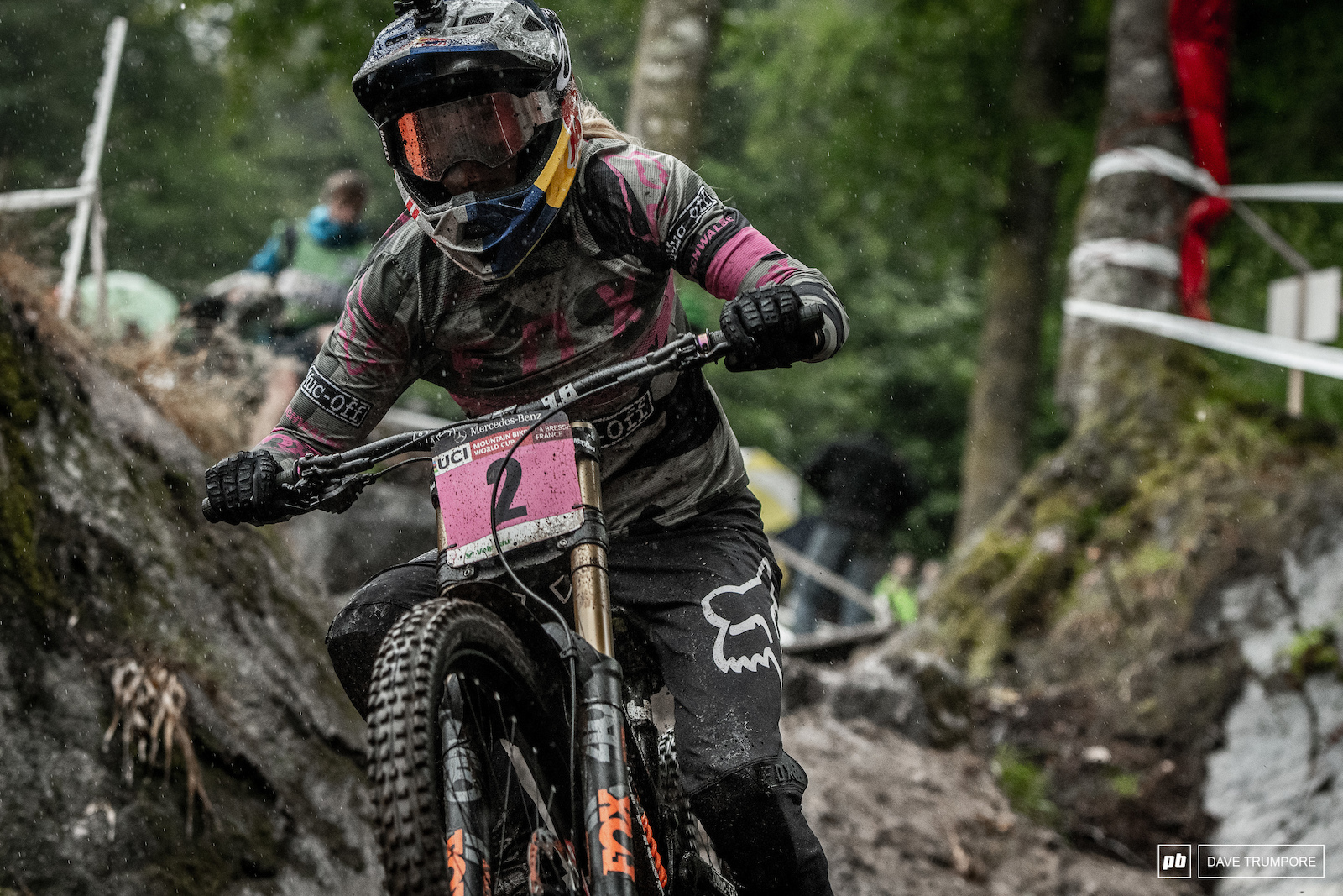 Photo Report: Qualifying - La Bresse World Cup DH 2018 - Pinkbike