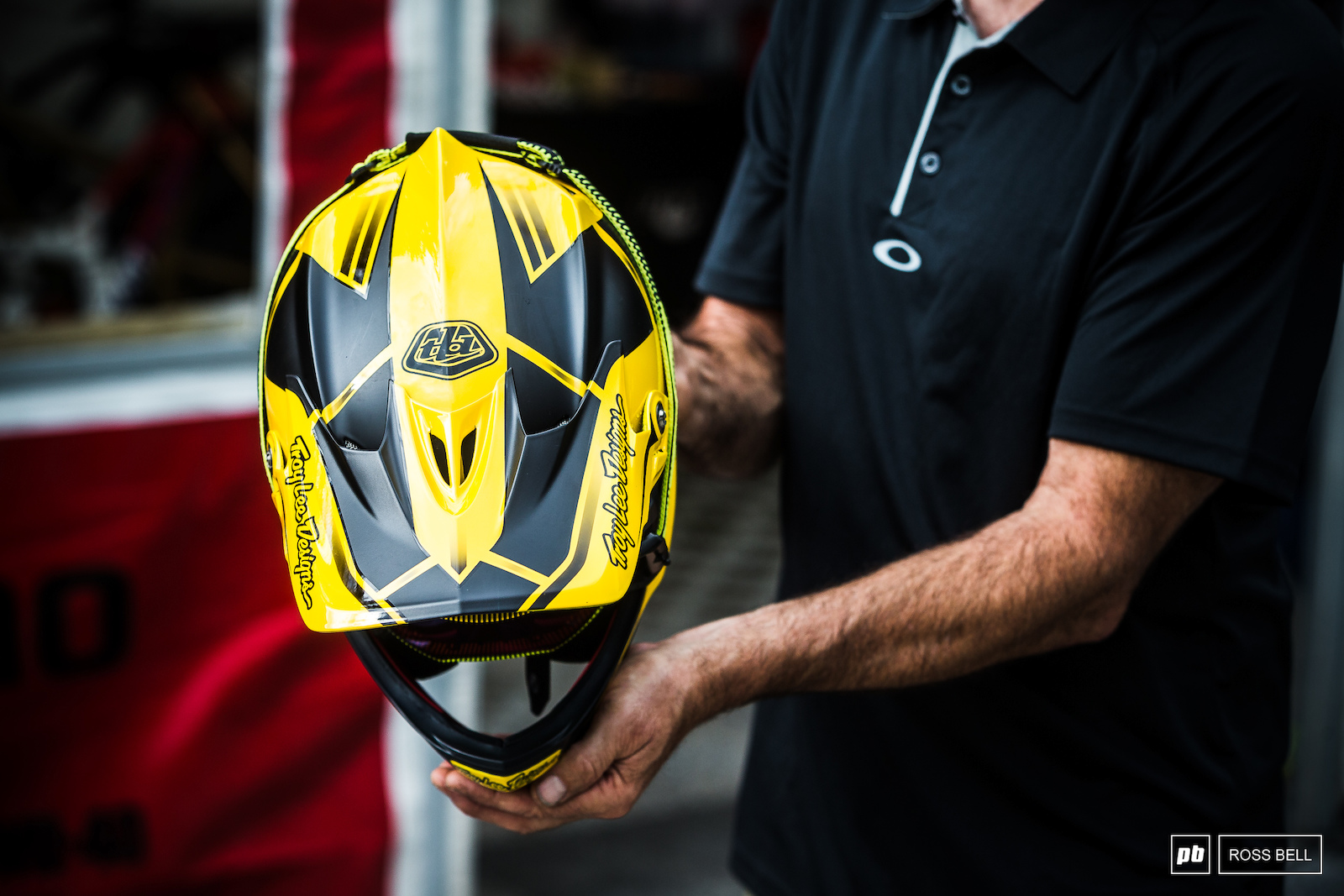 14 Custom Painted World Champs Helmets - Lenzerheide DH World Champs ...