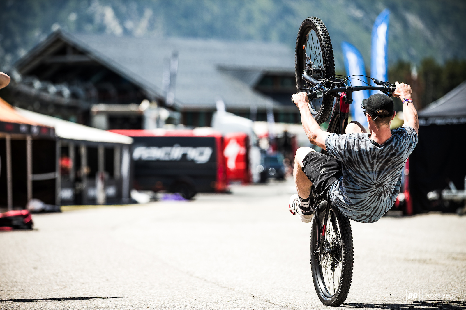 Track Walk: Steep Summer Challenge - Vallnord World Cup DH 2019 - Pinkbike