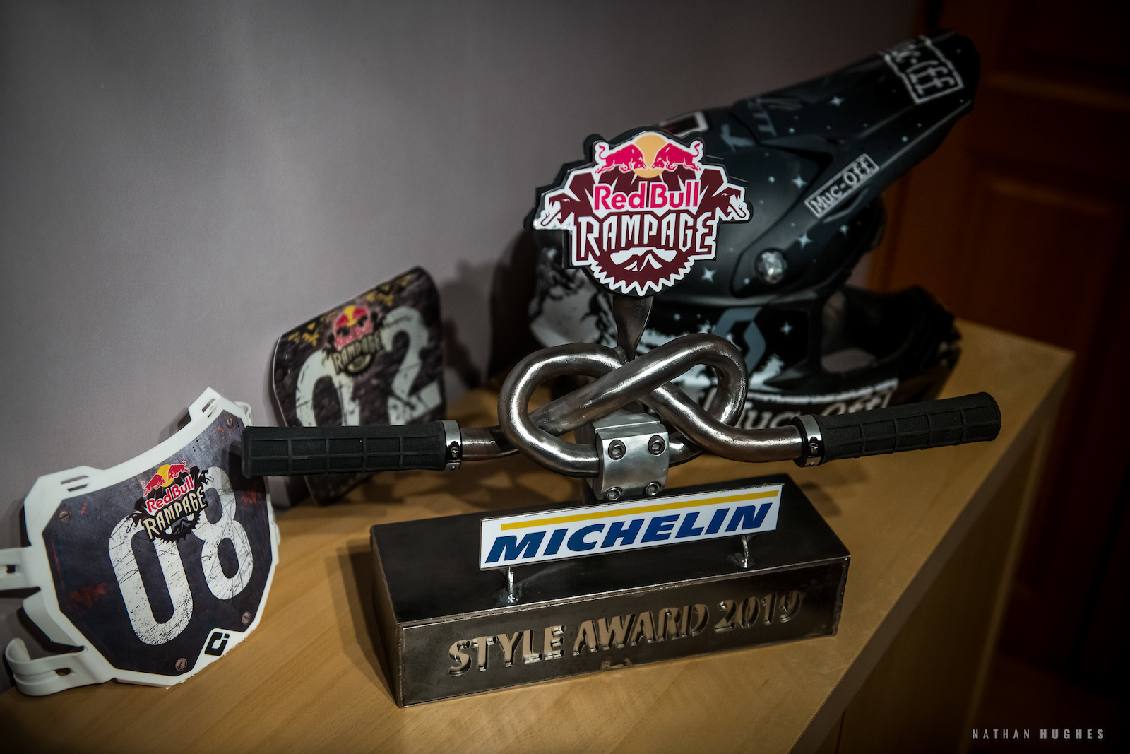 Photo Epic: Loose Screws - At Home with Vinny T - Pinkbike