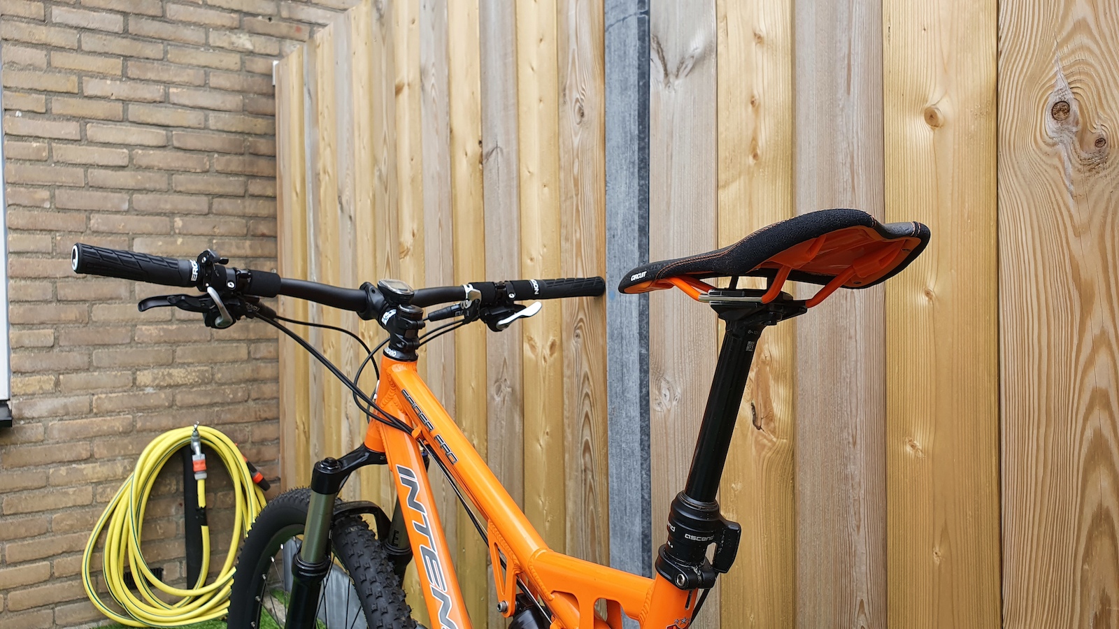 Intense Spider FRO... Slamm that saddle! - Pagina 3 - Mountainbike.nl