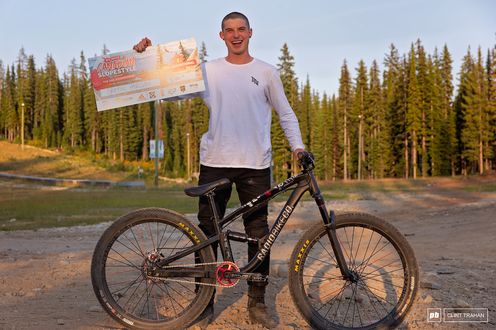 Photo Epic: Big White Pro Slopestyle - Pinkbike