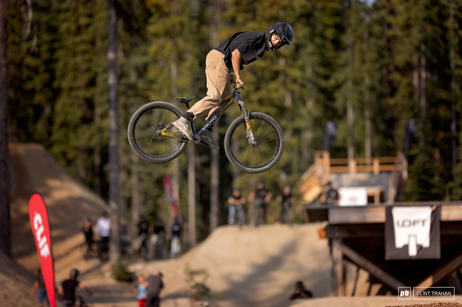 Photo Epic: Big White Slopestyle Best Trick - Pinkbike