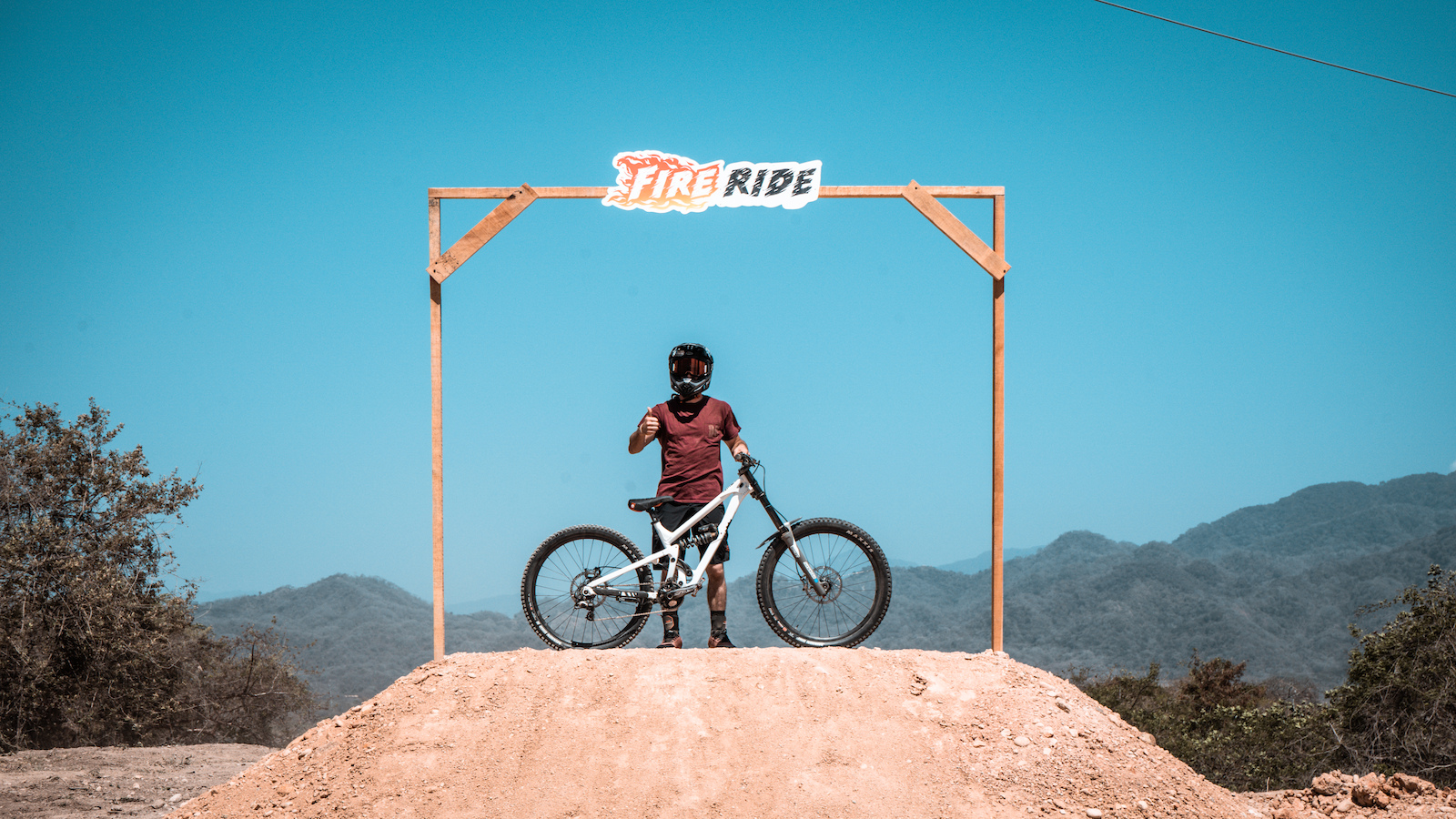 20 Freeride Bikes of Mexico's Fireride Festival - Pinkbike