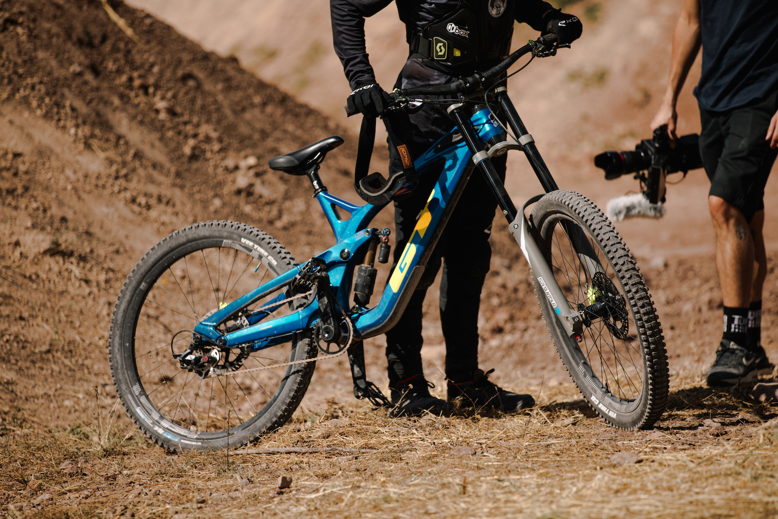 Photo Epic: Practice Days at Freeride Fiesta 2022 - Pinkbike