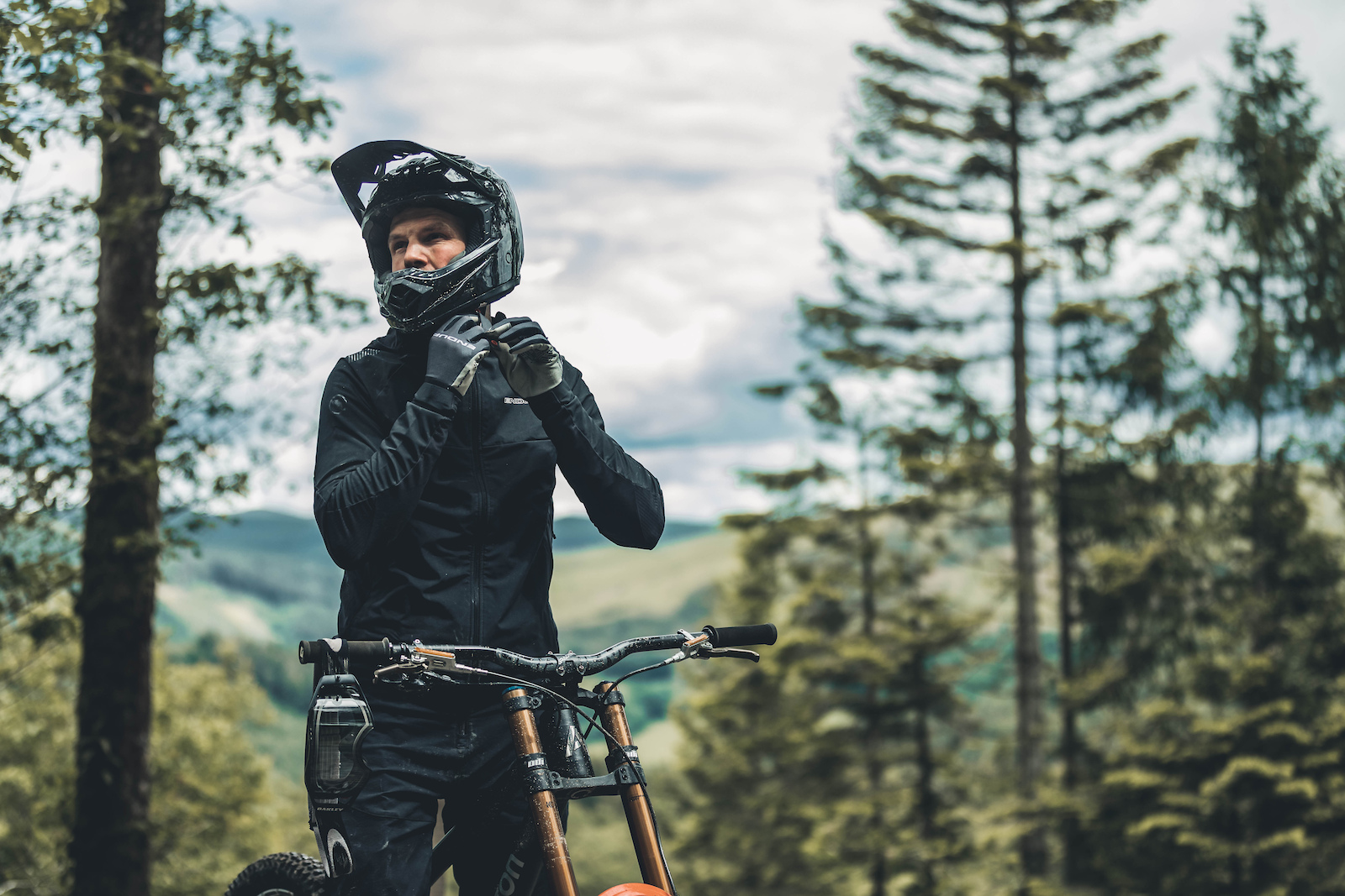 Photo Story: Behind the Lens with Dan Griffiths for the Atherton Bikes AM.200M Launch - Pinkbike