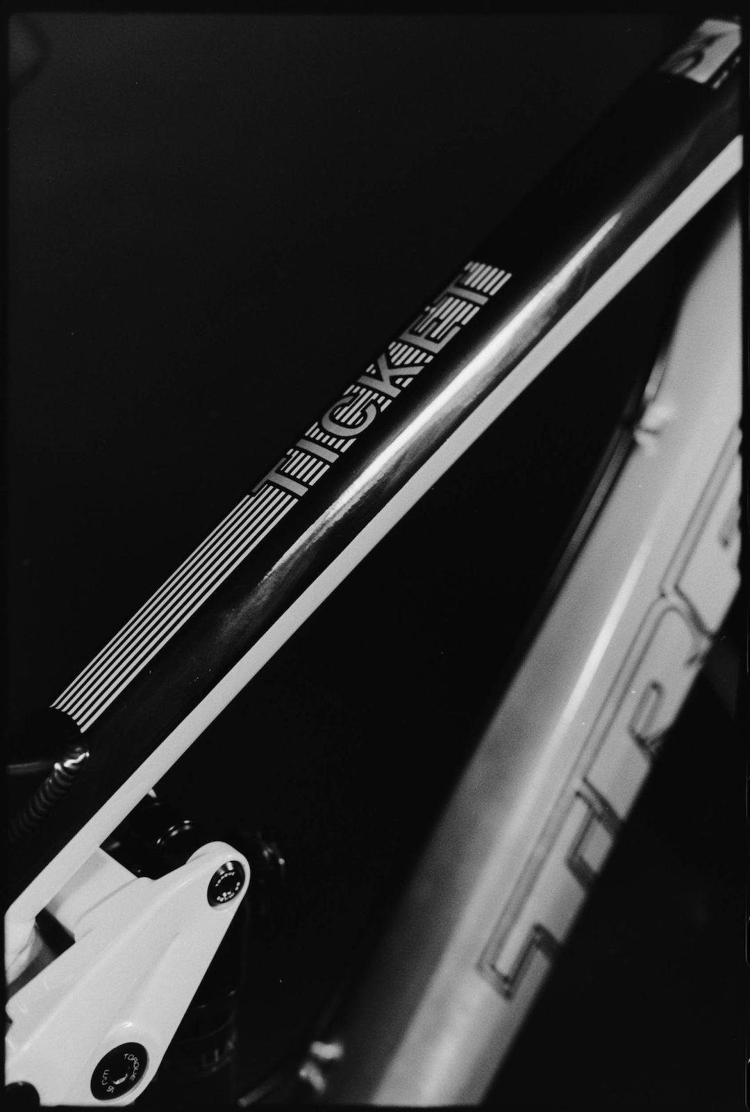 Video: Peter Kaiser's Stop Motion Trek Ticket S Dream Build - Pinkbike