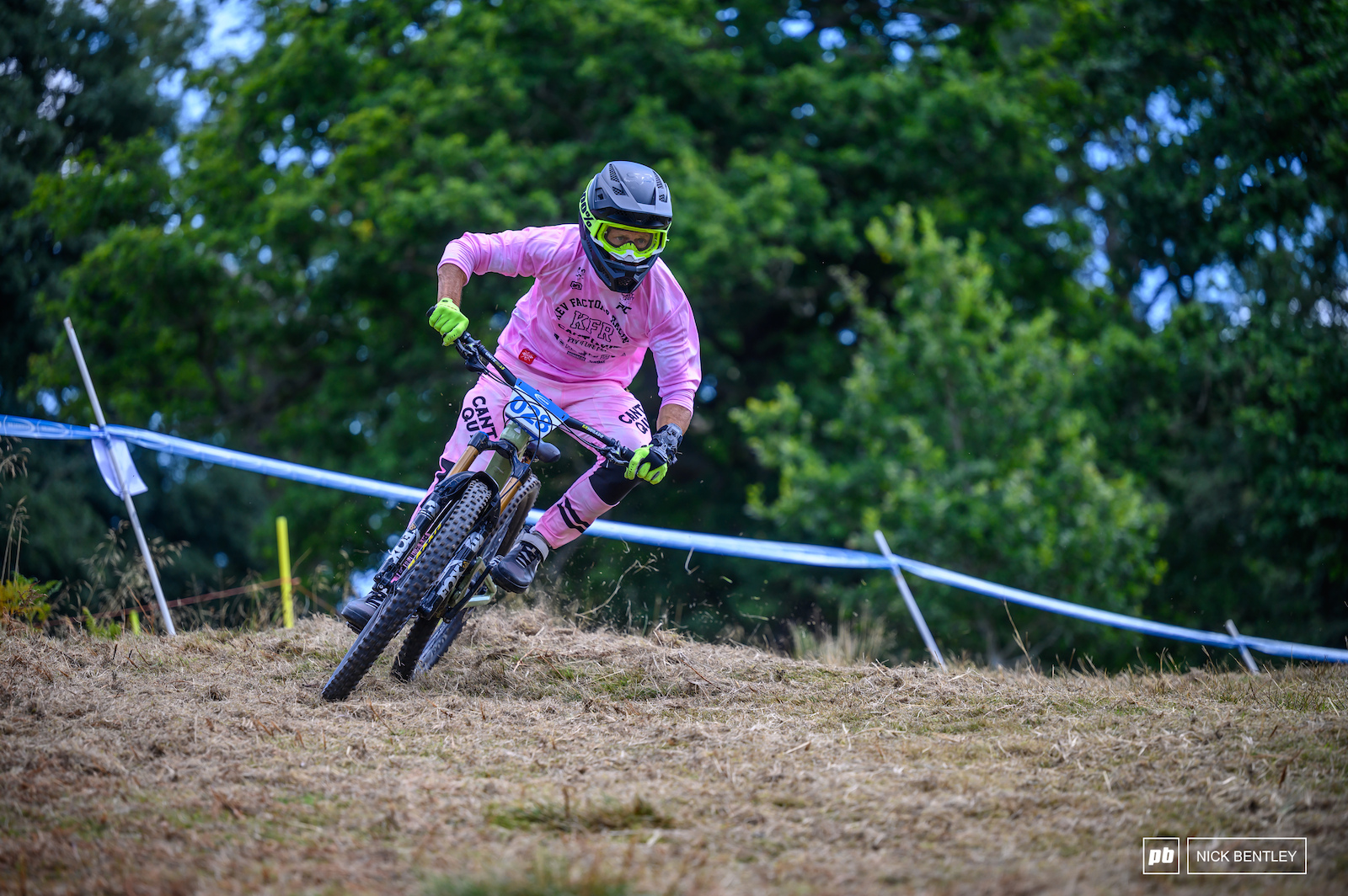 Photo Epic: The Malverns Classic 2022 Downhill Race - Pinkbike