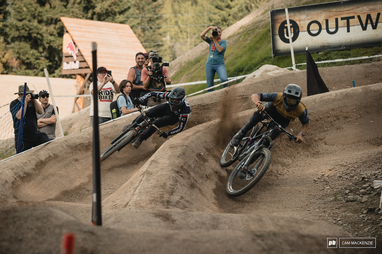 Photo Epic: Dual Slalom - Crankworx Whistler 2023 - Pinkbike