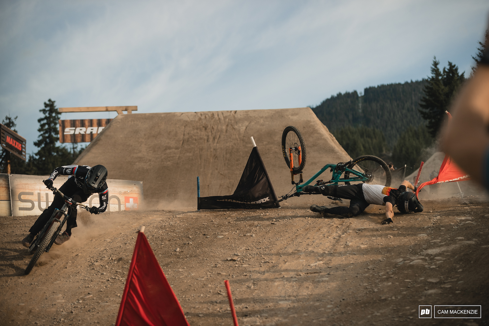 Photo Epic: Dual Slalom - Crankworx Whistler 2023 - Pinkbike