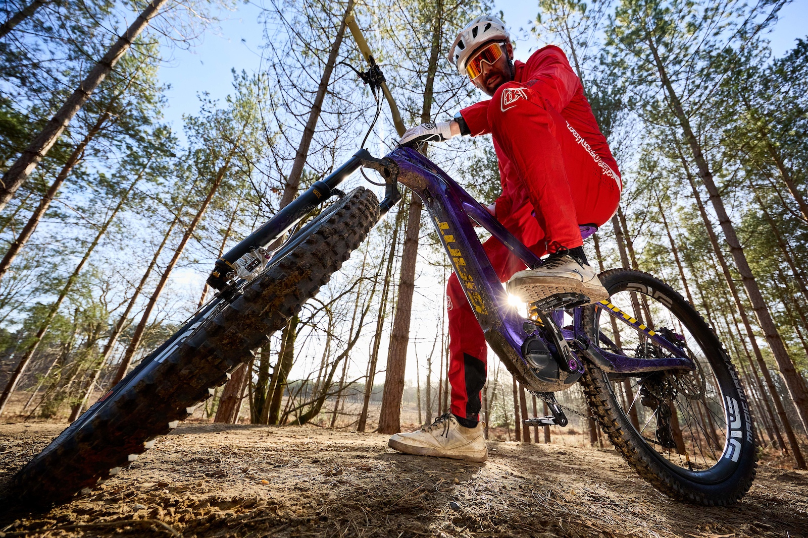 Renthal Announces Revo-F Flat Pedals - Pinkbike