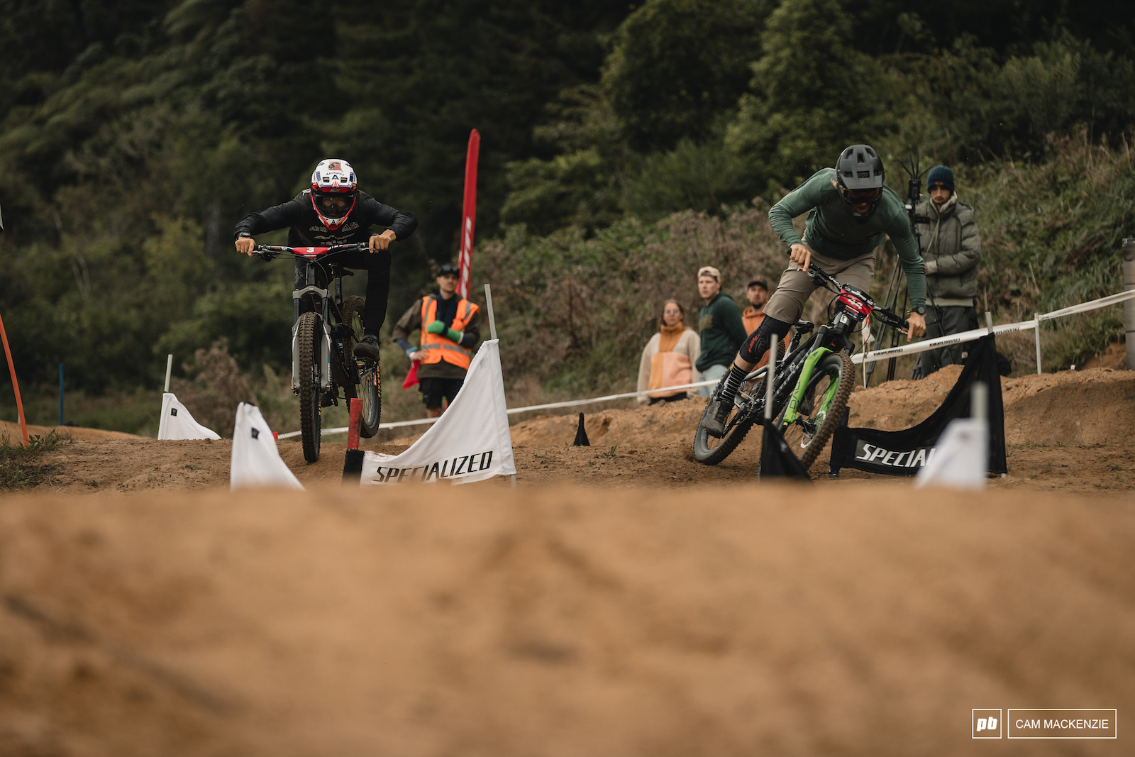 Photo Epic: Dual Slalom - Crankworx Rotorua 2024 - Pinkbike