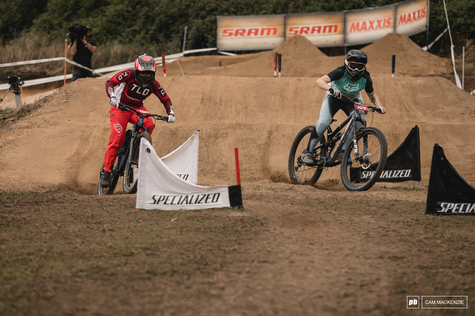 Photo Epic: Dual Slalom - Crankworx Rotorua 2024 - Pinkbike