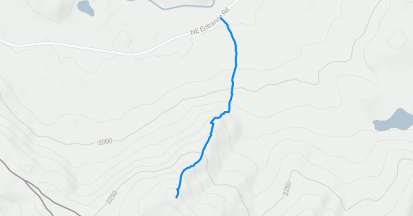 Specimen Ridge Day Hike Hiking Trail - Mammoth, Wyoming