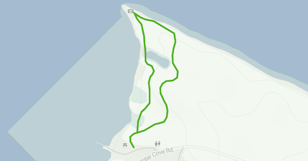 Xwiwxwyus Trail Hiking Trail - Pender island, BC